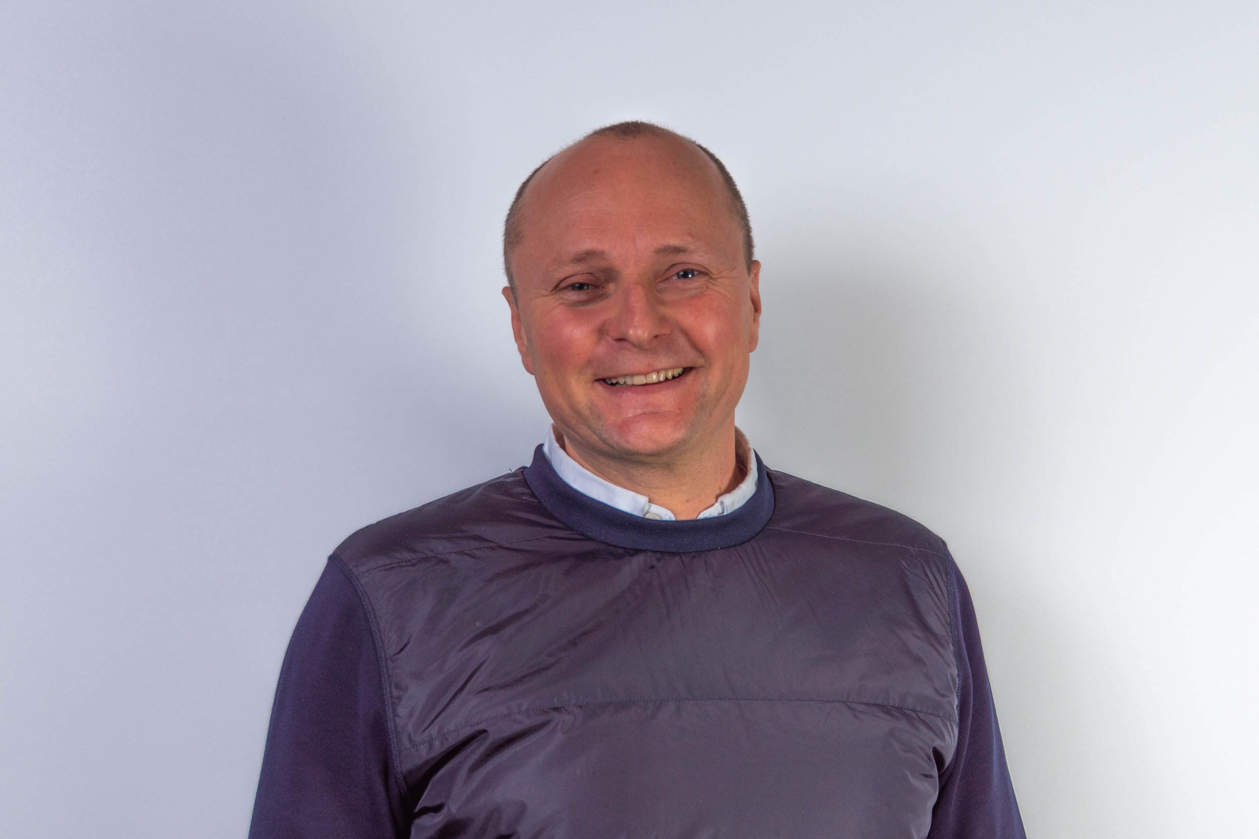 Robert van der Plas - Anderson MacGyver